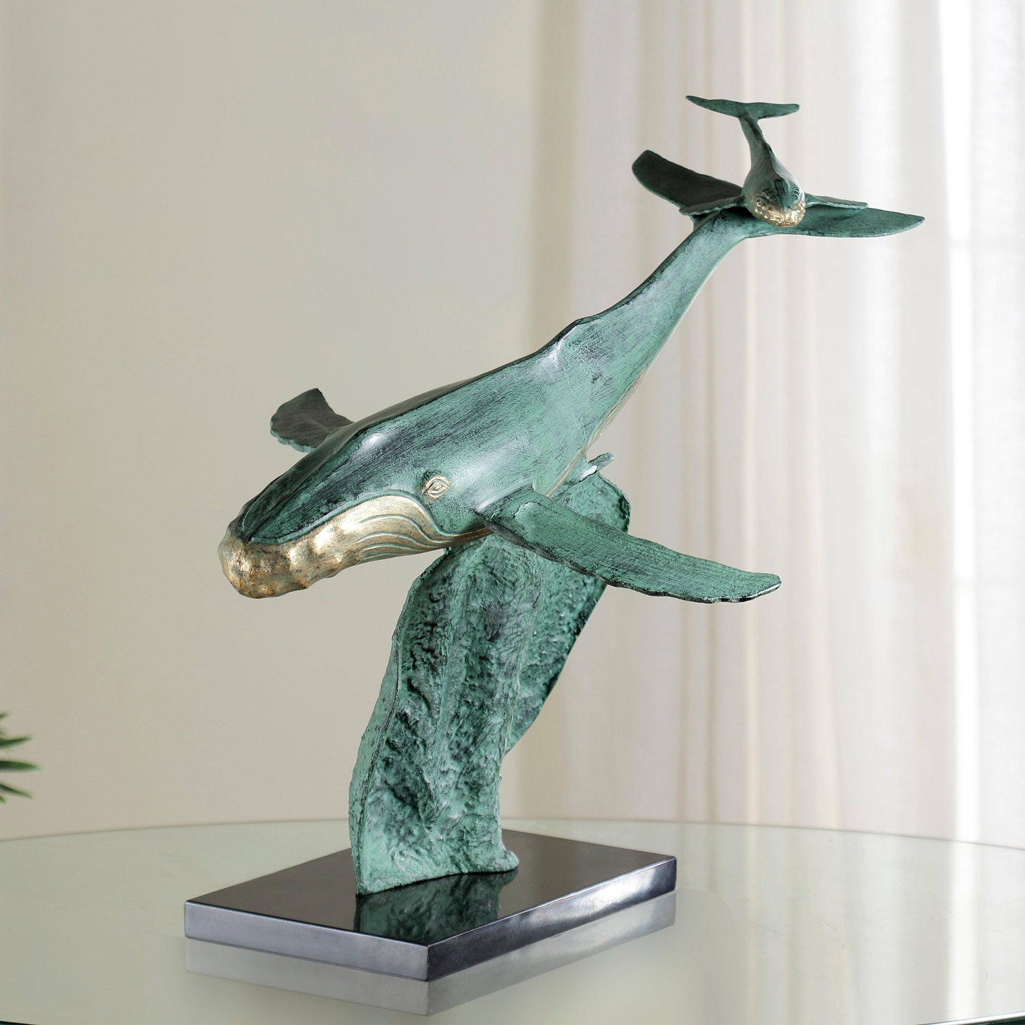 Diving Lesson Humpback Whale Statue | SPI Home — AllSculptures