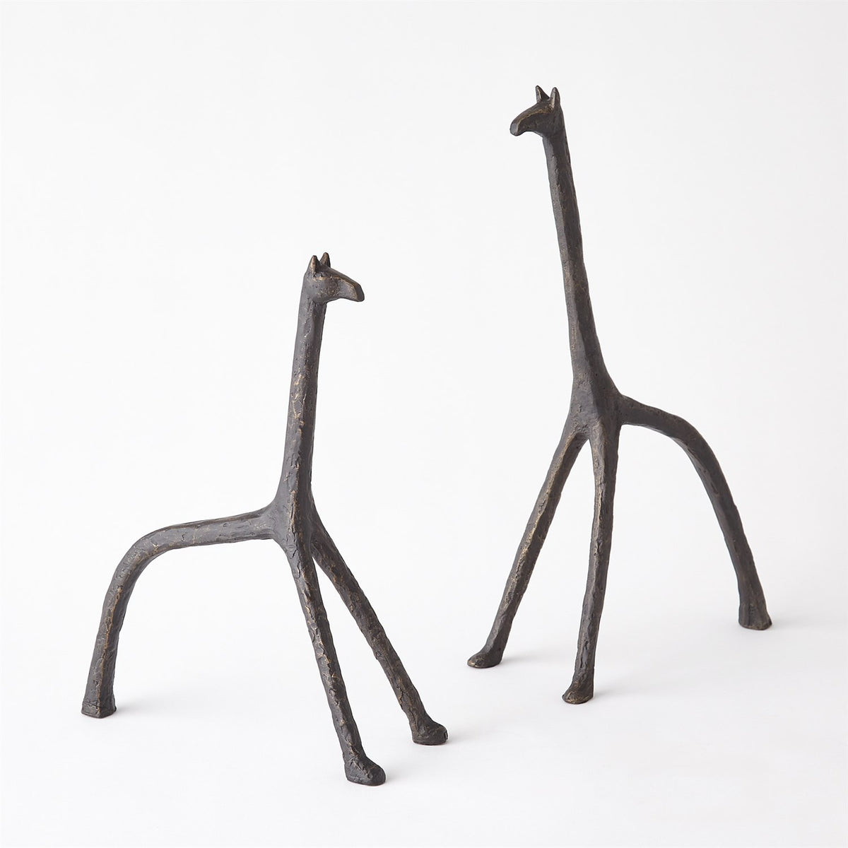 Iron Giraffe Sculpture — AllSculptures